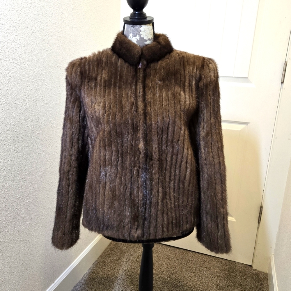 Saga Mink Fur Coat Vintage Brown Size Medium - Gem